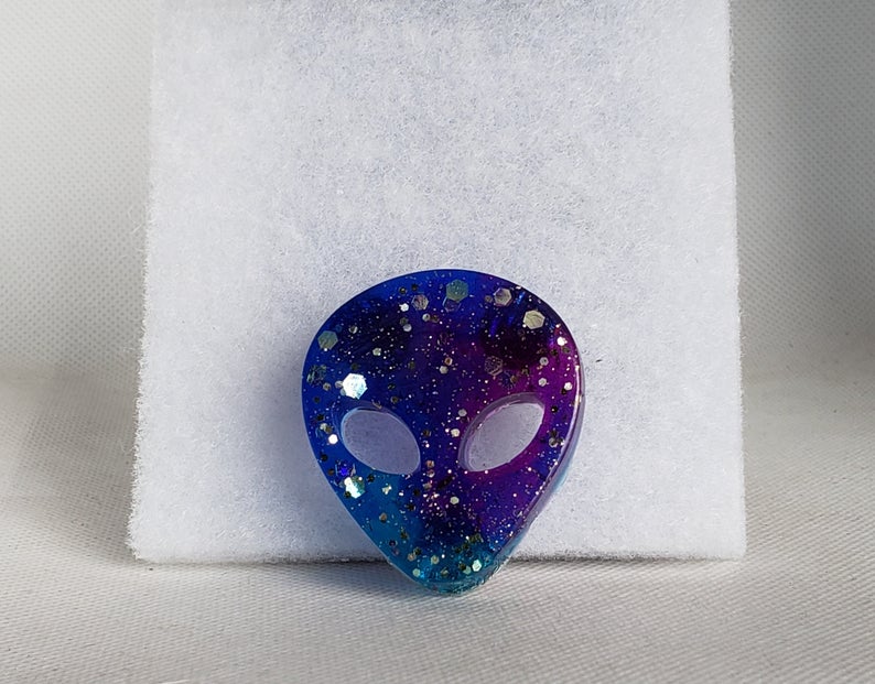 Galaxy Alien Brooch – Goodnitedoll